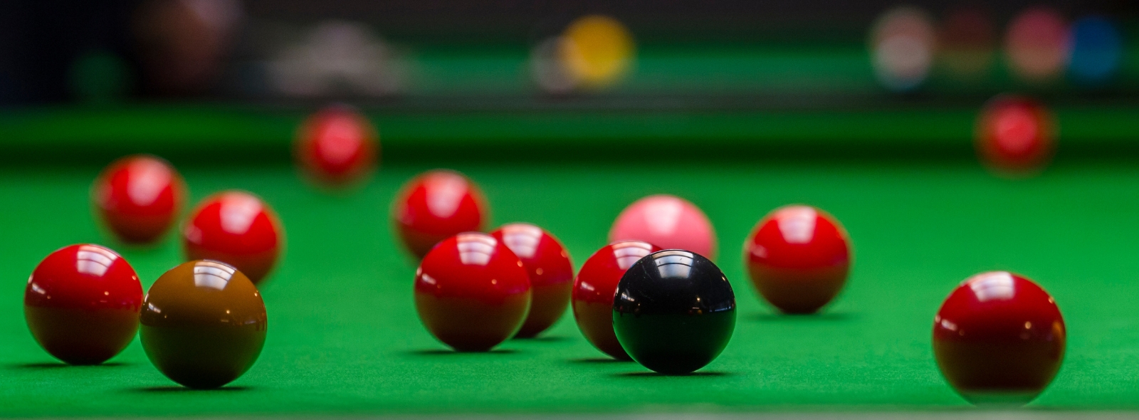 Snooker: kompletny przewodnik po królowej gier bilardowych | Zegarownia ...