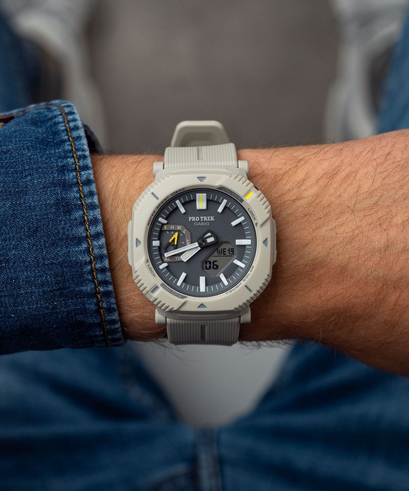 Casio Protrek PRJ-B001-7ER - Zegarek Hiker • Zegarownia.pl